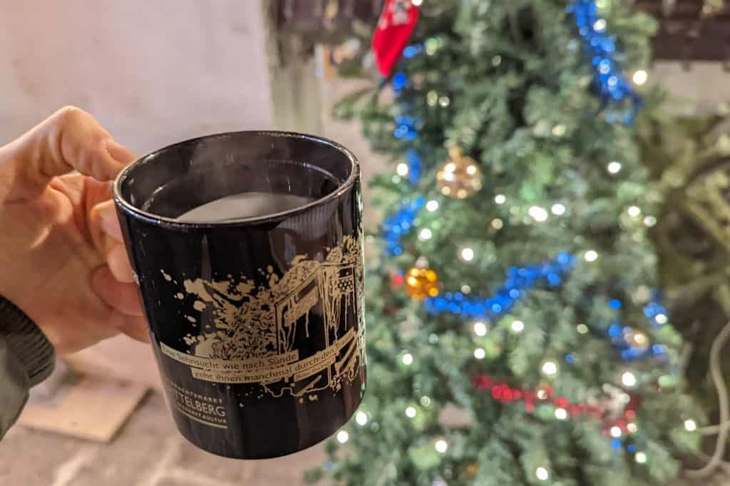 Die schönsten Punsch-Terrassen in Wien 2025 | 1000things