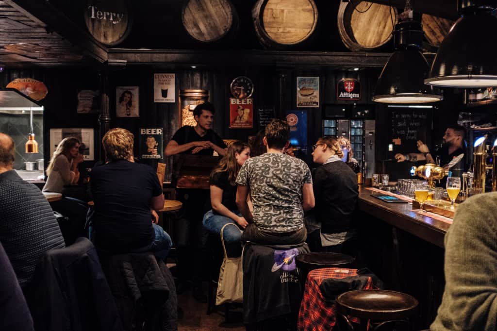 Entdecke das Nachtleben Wiens: Die besten Bars & coolsten Clubs ...