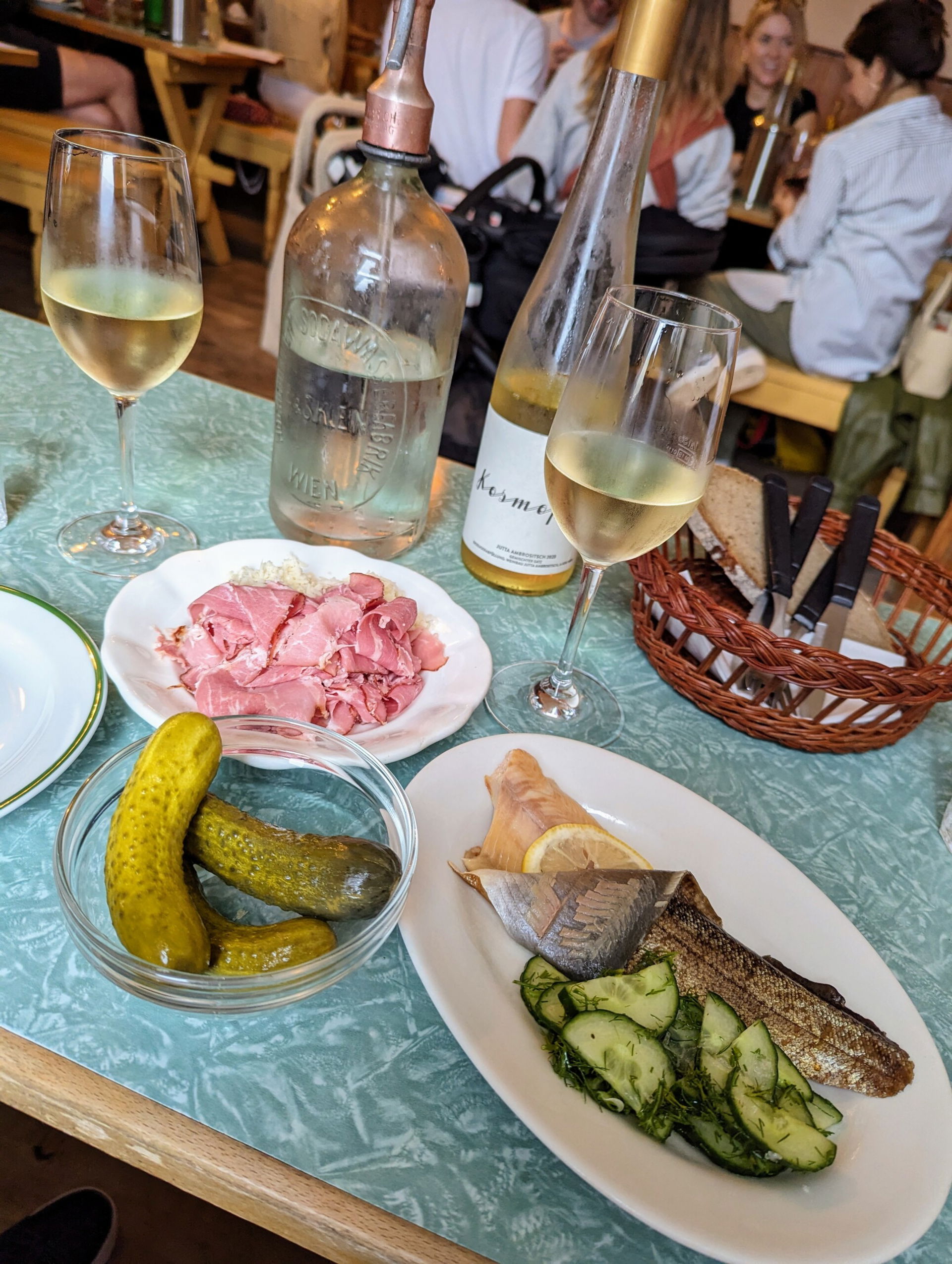 Die schönsten Heurigen in Wien | 1000things