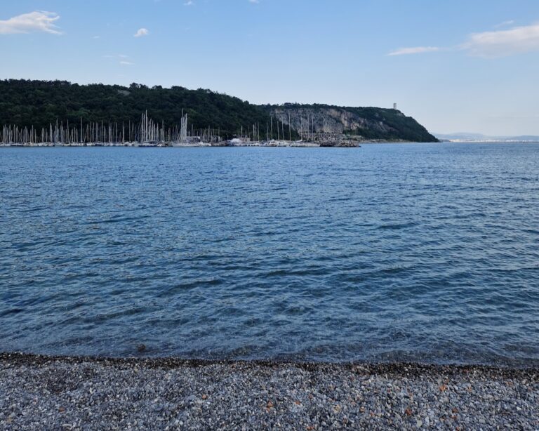 Die 9 schönsten Strände in und um Triest | 1000things