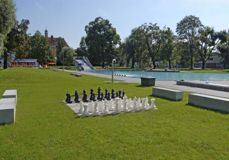 Frei- bis Hallenbad: Die 9 schönsten Schwimmbäder in München | 1000things