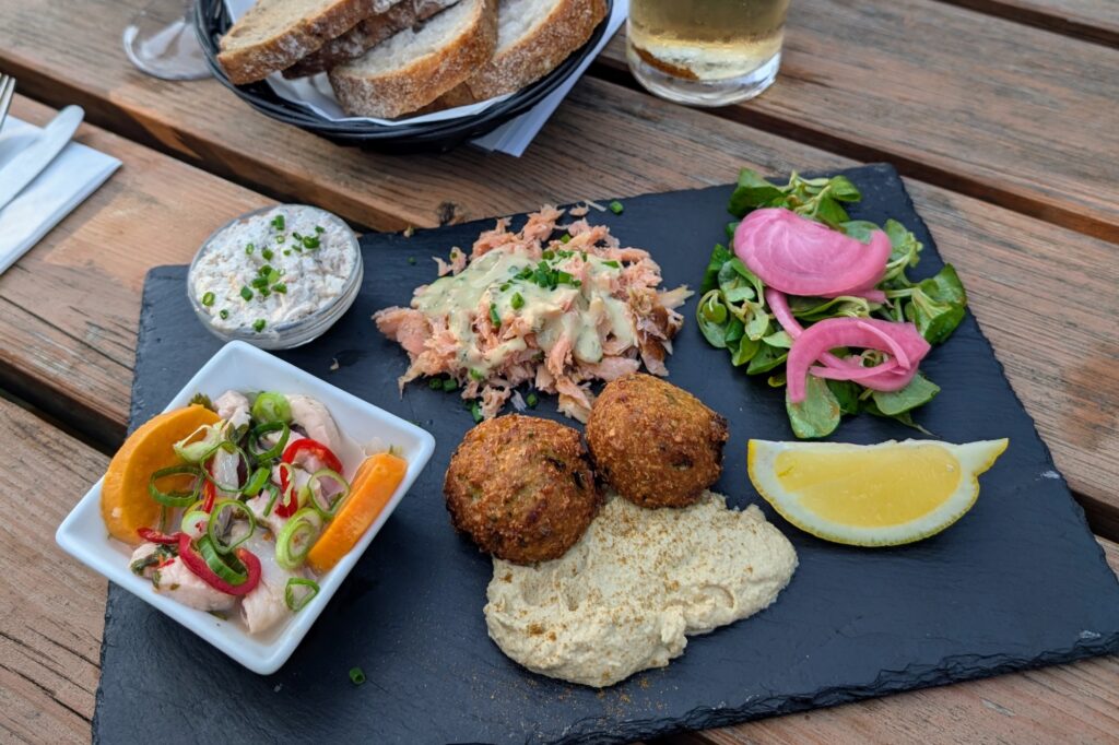 Das Bootshaus an der Alten Donau: So schmeckt’s im Glashaus | 1000things