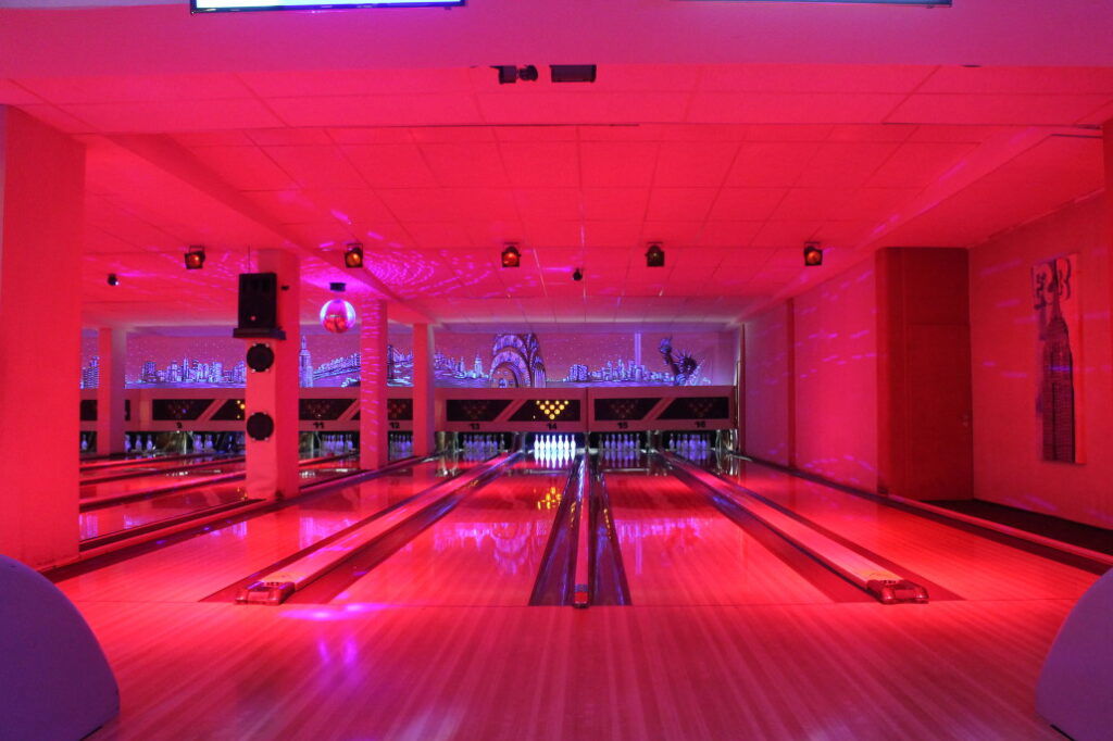 Bowling in München: Die besten Bowlingbahnen & Locations | 1000things