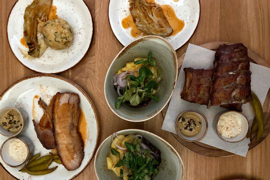 Das Bootshaus an der Alten Donau: So schmeckt’s im Glashaus | 1000things